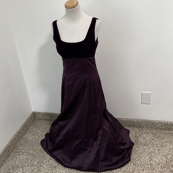 Zum Zum by Niki Livas | Dresses | Vintage Zum Zum Velvet Satin Prom ...